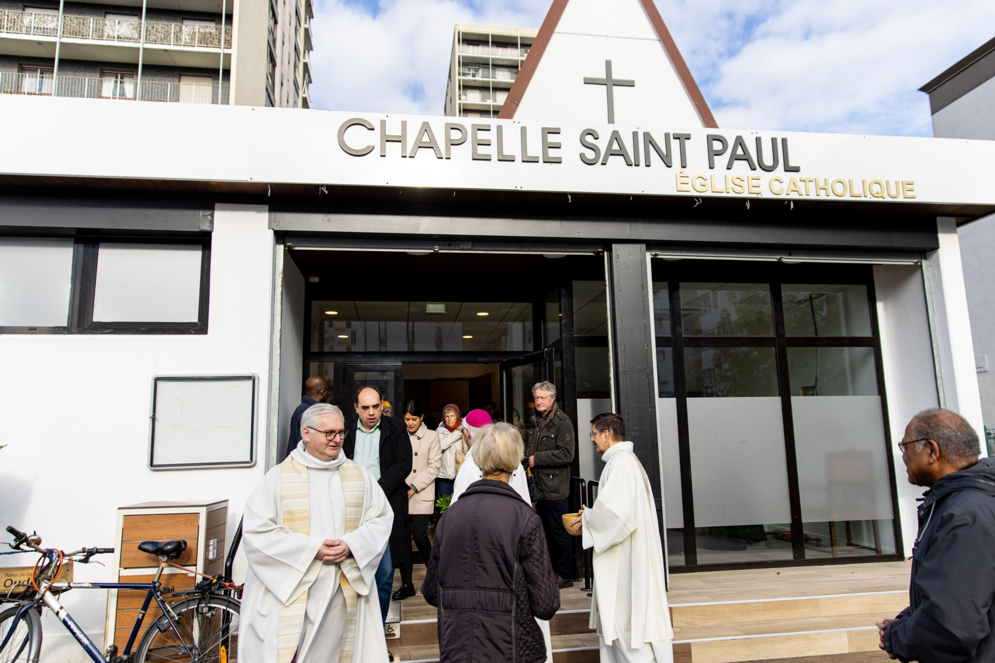 Bénédiction de la chapelle Saint-Paul-des-Nations à Saint-Gratien